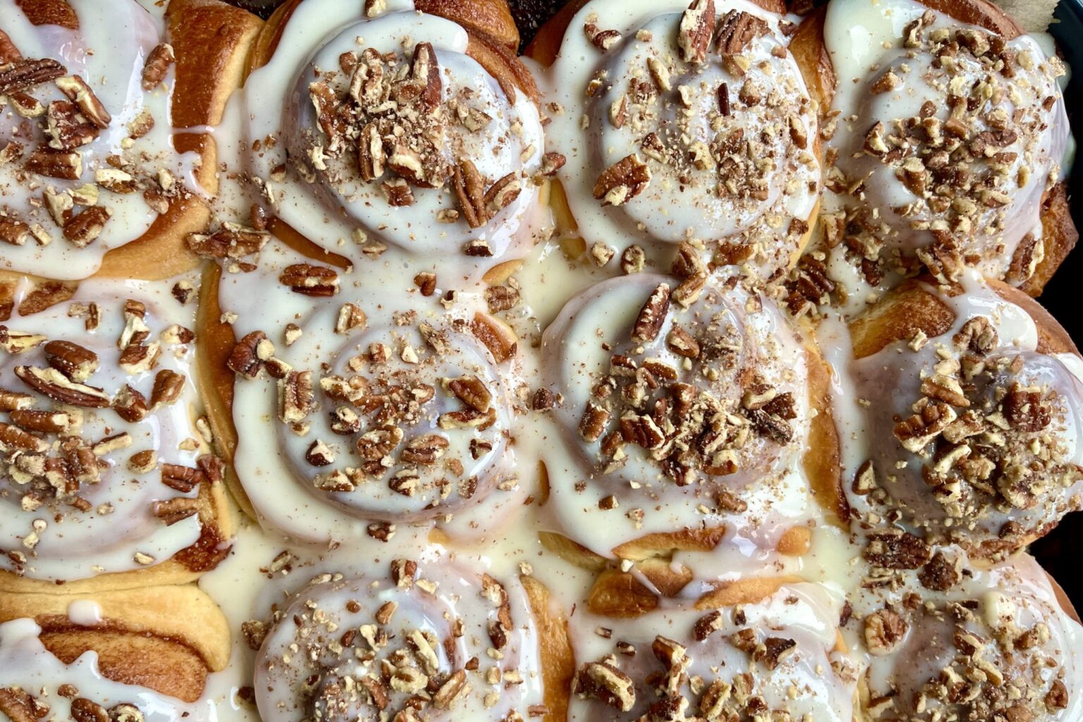 Vanilla Pecan Cinnamon Buns - Ellenos Greek Yogurt